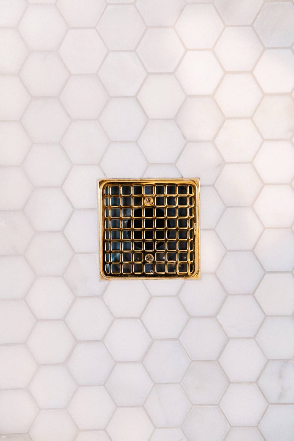 clé tile | carrara marble | white stone | hex sheet