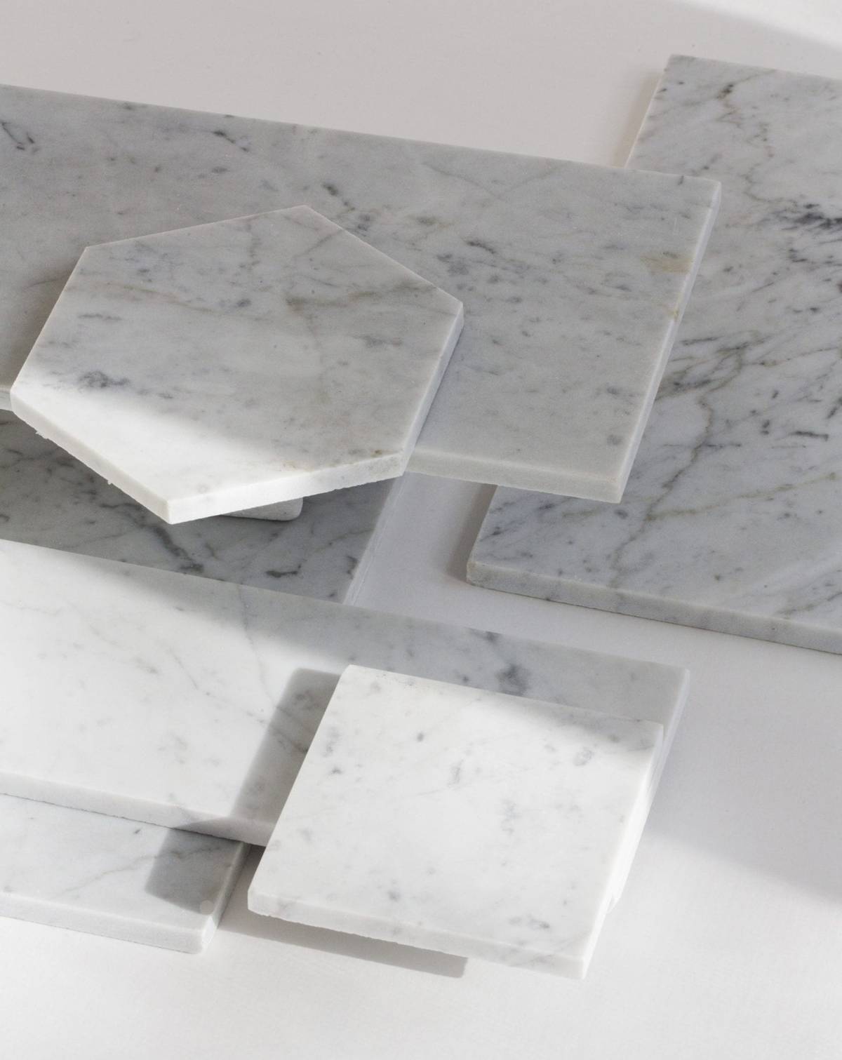clé tile | carrara marble | white stone | square
