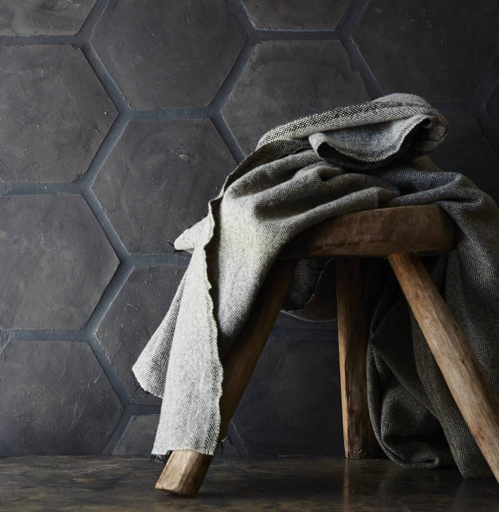 belgian reproduction flemish black terracotta 8" hex | clé tile