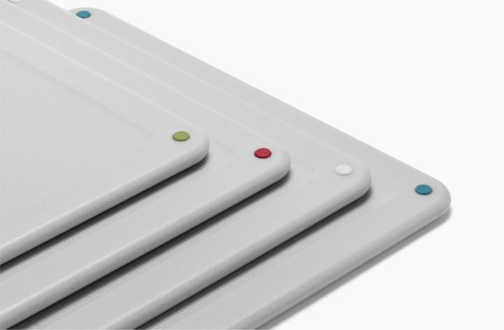 4-piece Grey Chopping Board Set With Case | Joseph Joseph EU