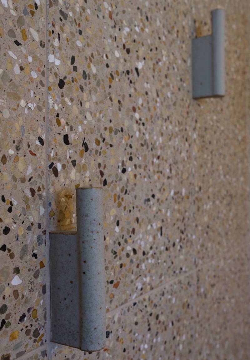 clé tile | forage terrazzo | cement | shell | square 24x24