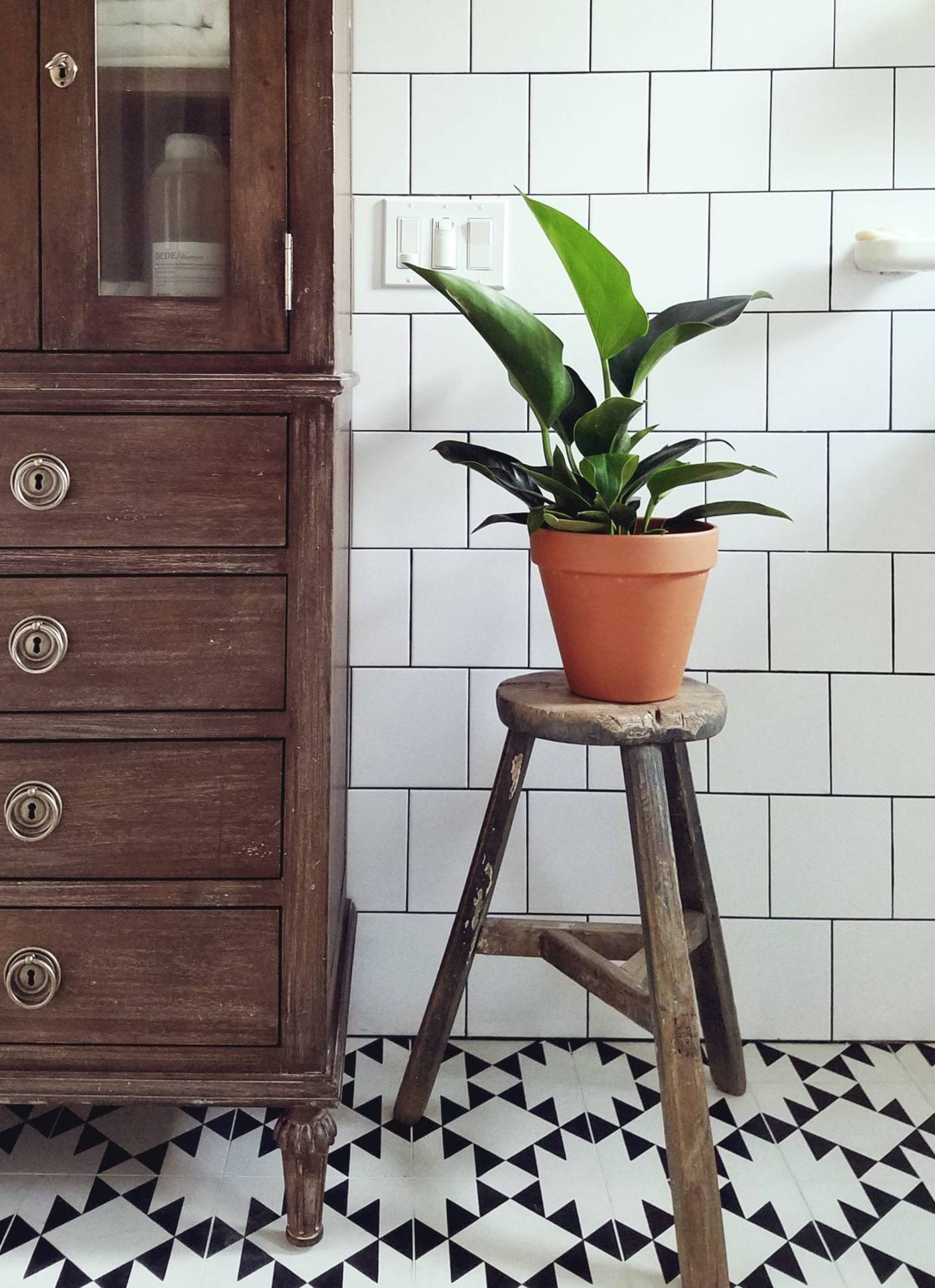 clé tile | concrete cement | new west pattern ten | white black