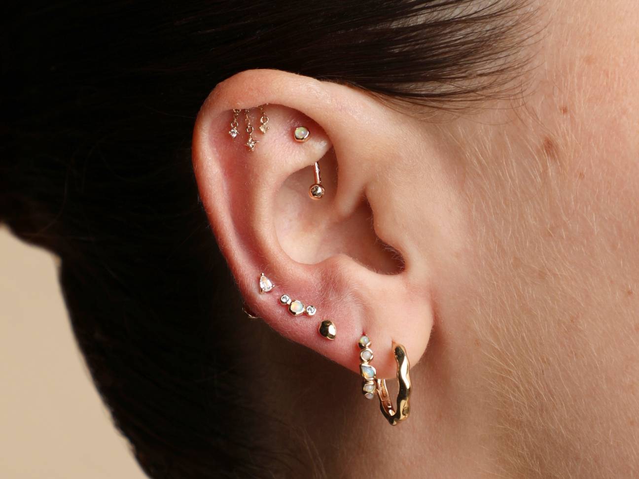 Opal Collection | Astrid & Miyu