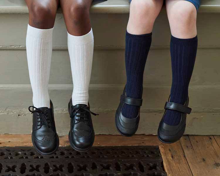 Girls School Shoes - Black School Shoes for Girls | La Coqueta Kids