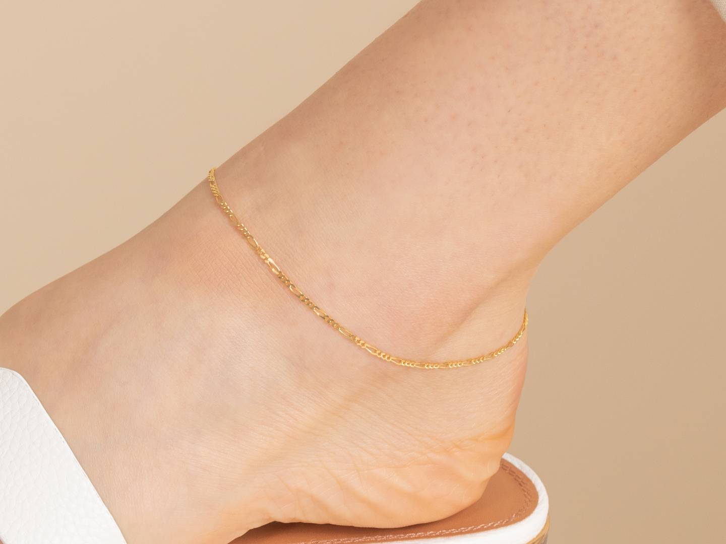 Solid Gold Anklets | Astrid & Miyu