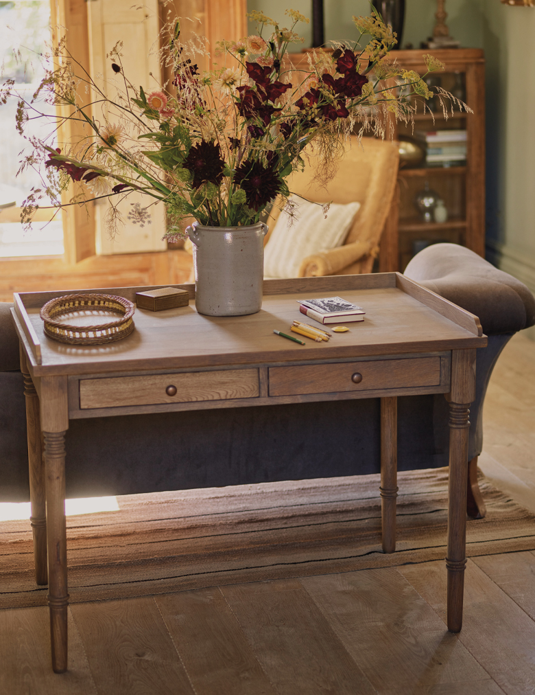 Luxury Home Furniture | Traditional Furniture | Rowen & Wren