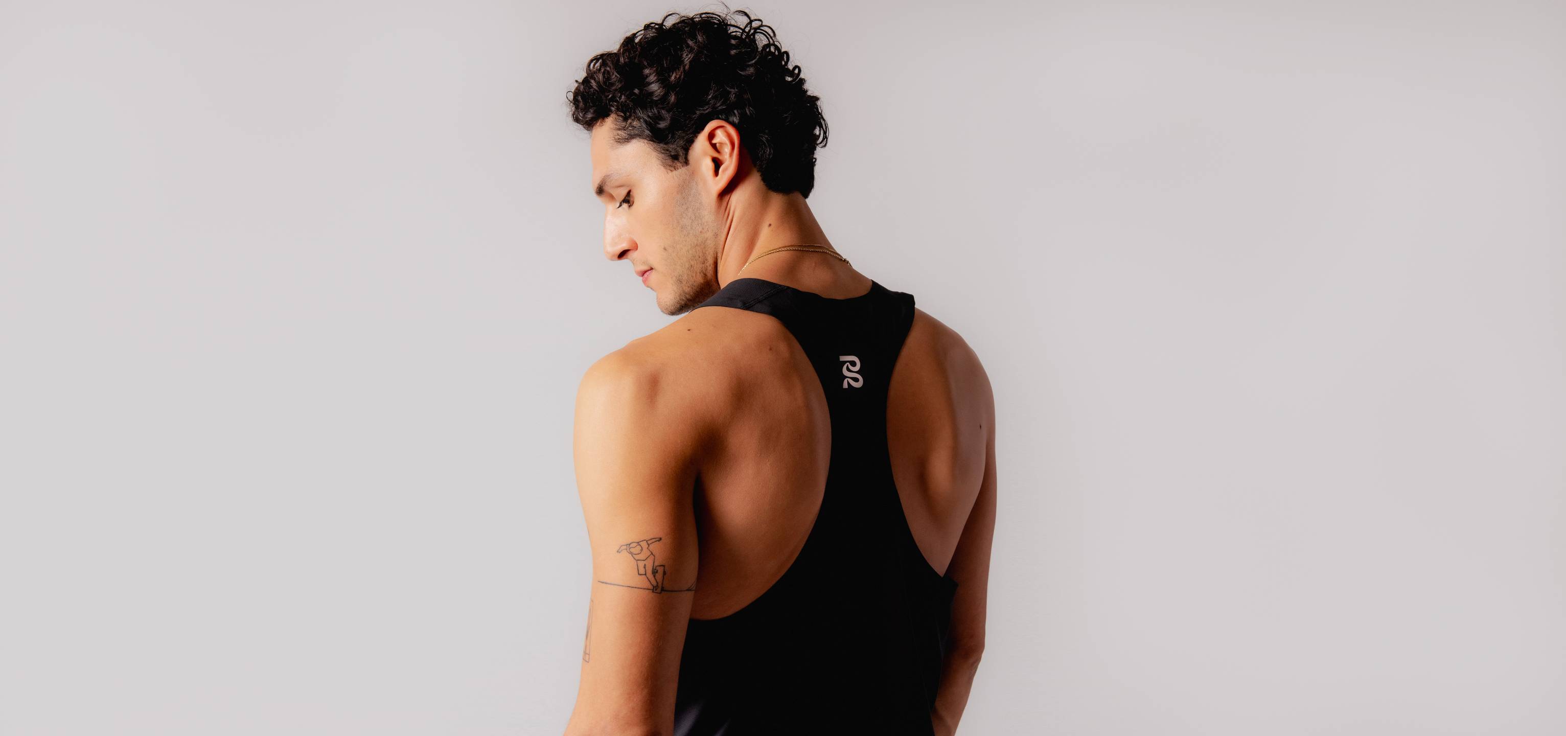 MENS PERFORMANCE TOPS