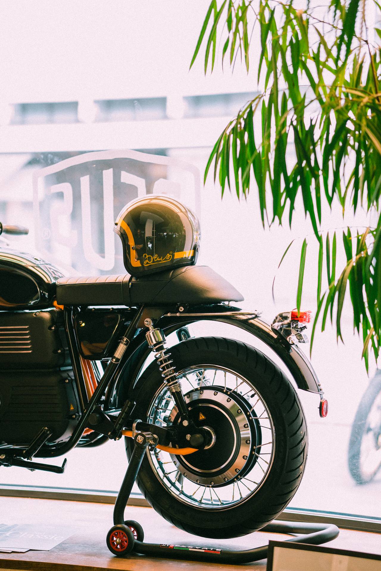 Store & Take-Away - Deus Zurich – Deus Ex Machina Australia