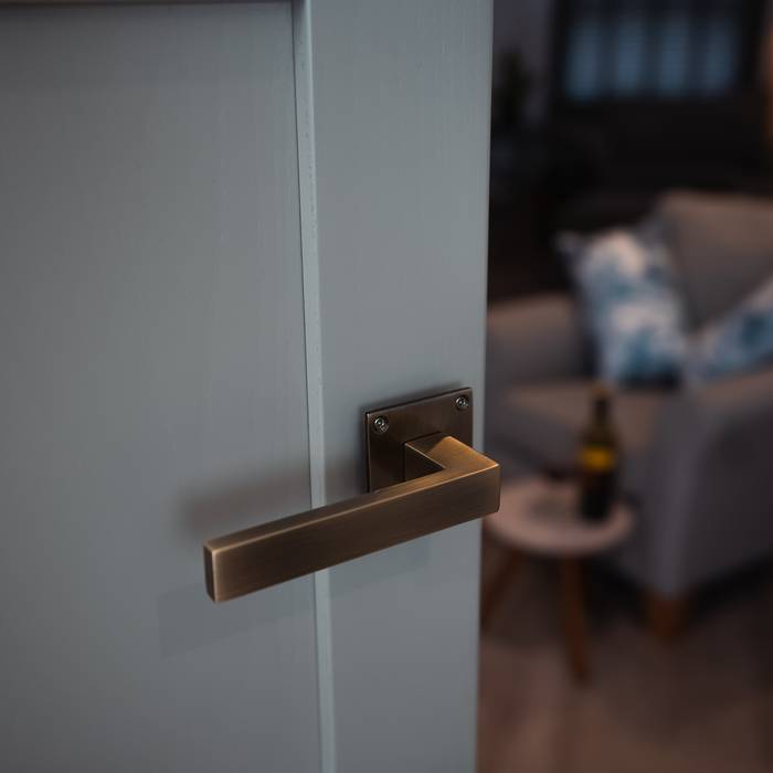 Bronze Door Handles | Matt Bronze & Oil Rubbed Bronze