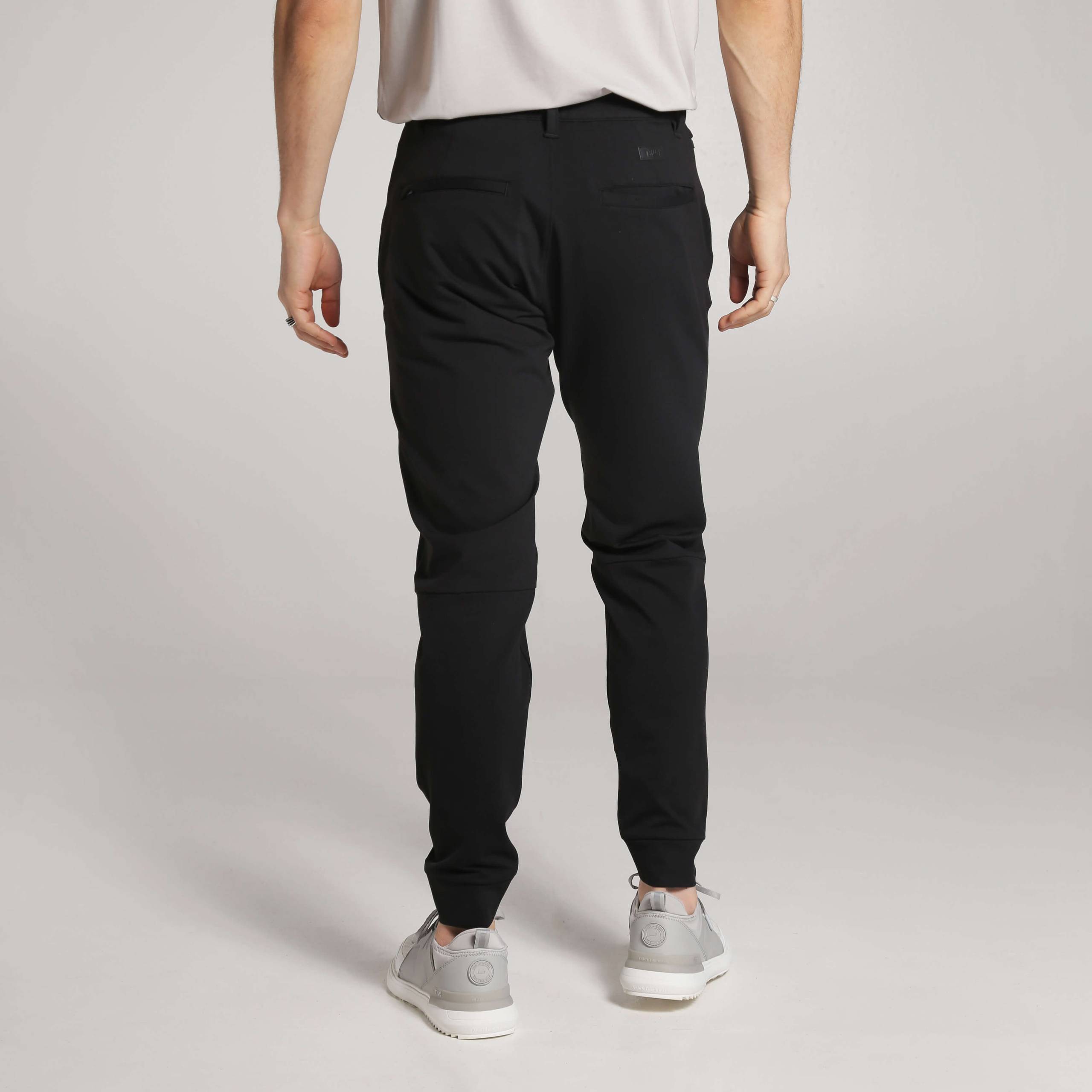 Bottoms – TRUE linkswear