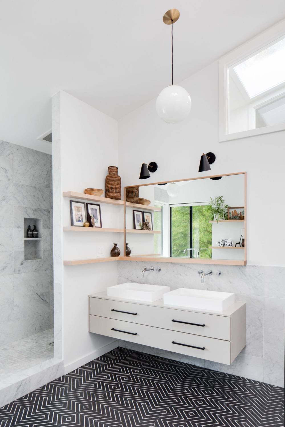 clé tile | concrete cement | zenith | pinstriped | black