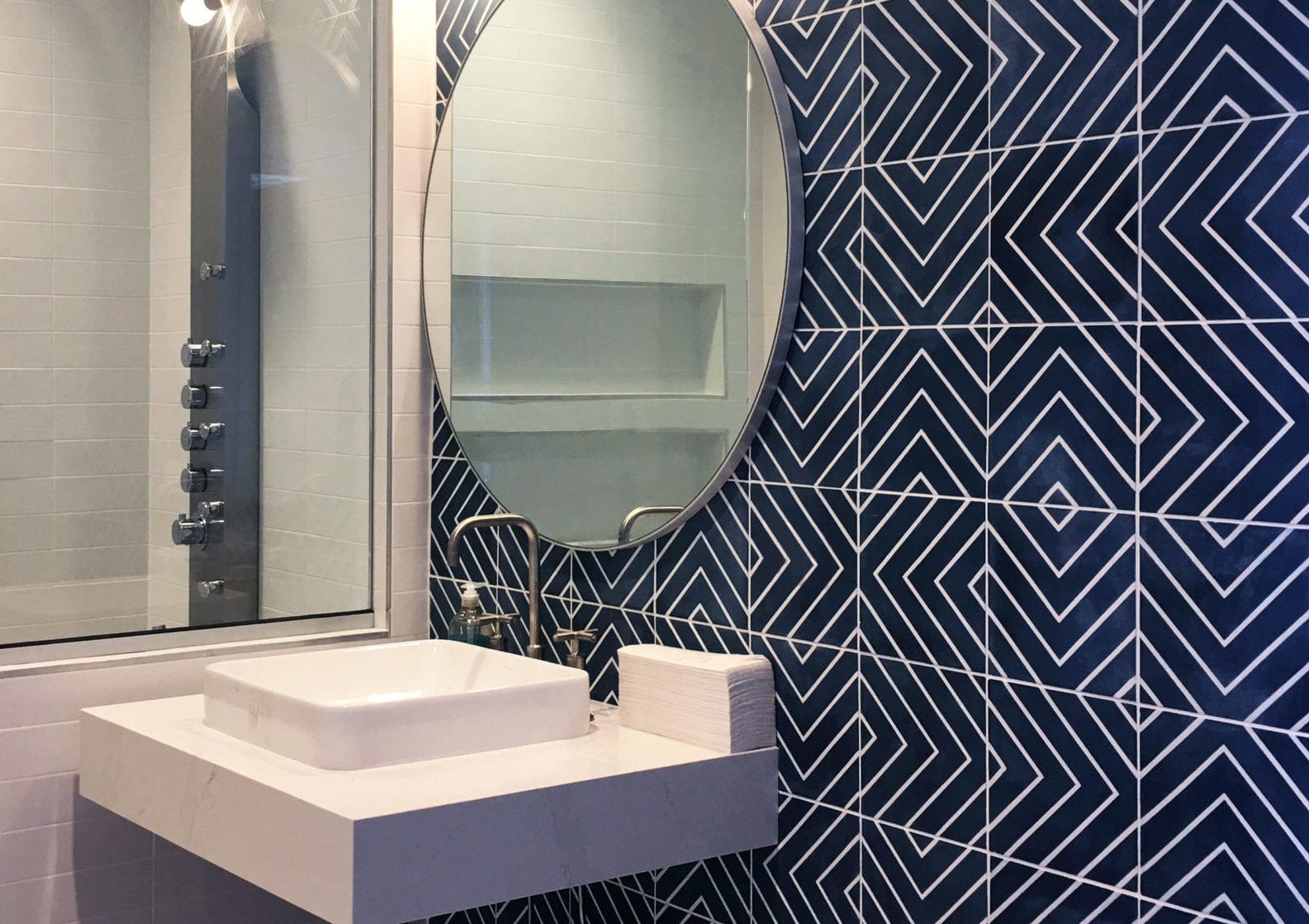clé tile | concrete cement | zenith | pinstriped | federal blue