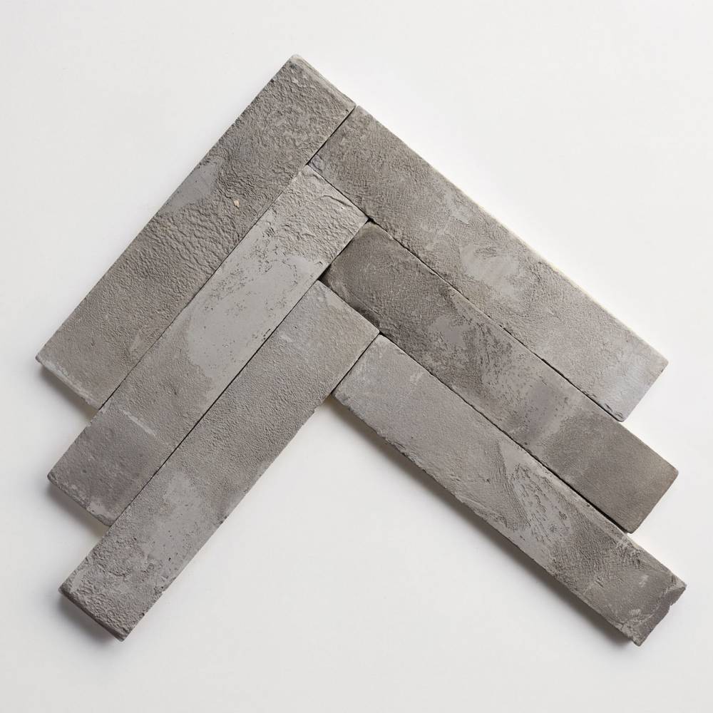 fornace brioni + cristina celestino | grey cotto Ø1 | listello – clé tile