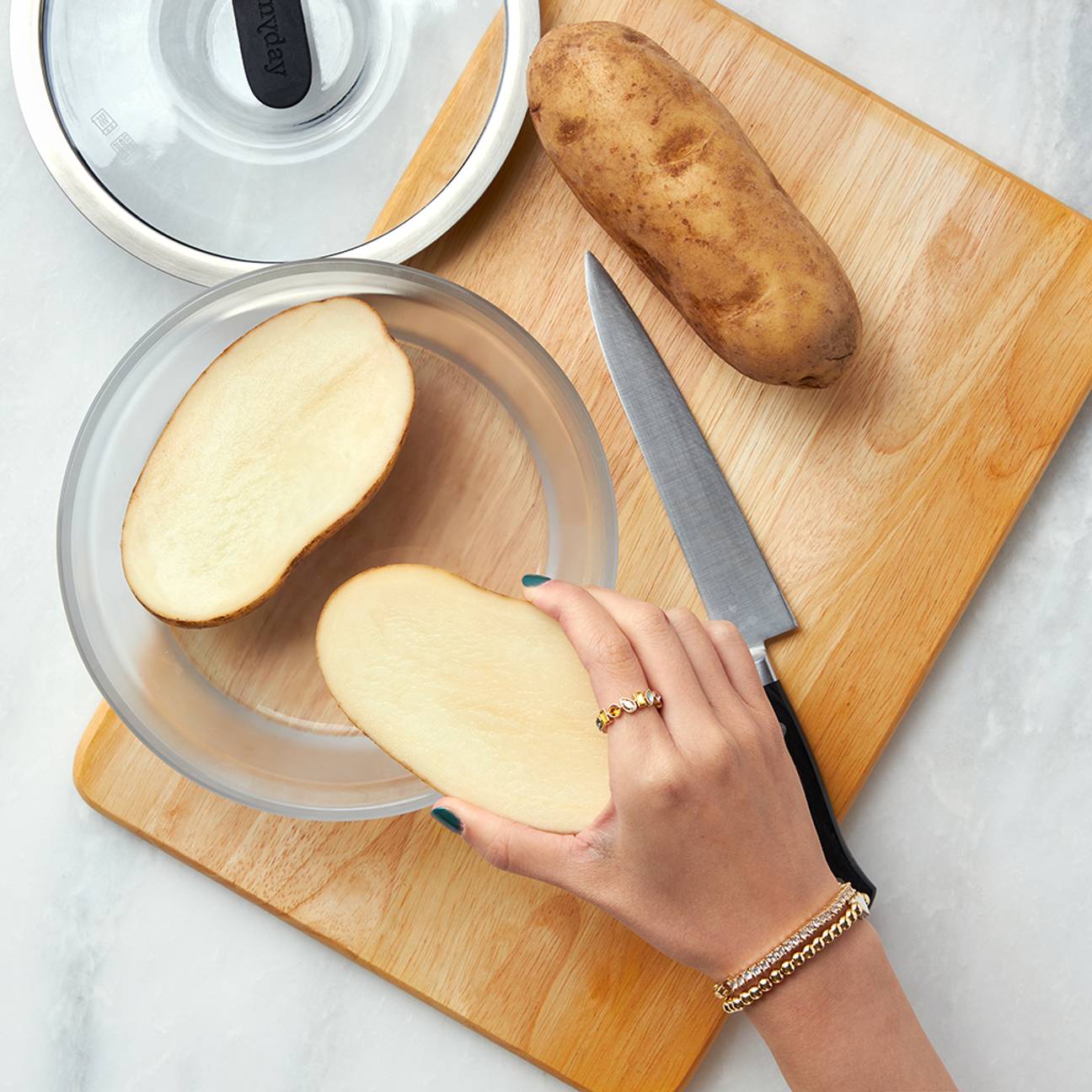 How to Microwave Potatoes – Quick & Easy Method | Anyday