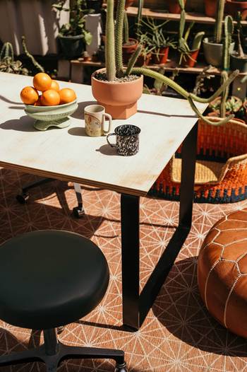 U-Shape Table & Bench Leg – Semi Exact