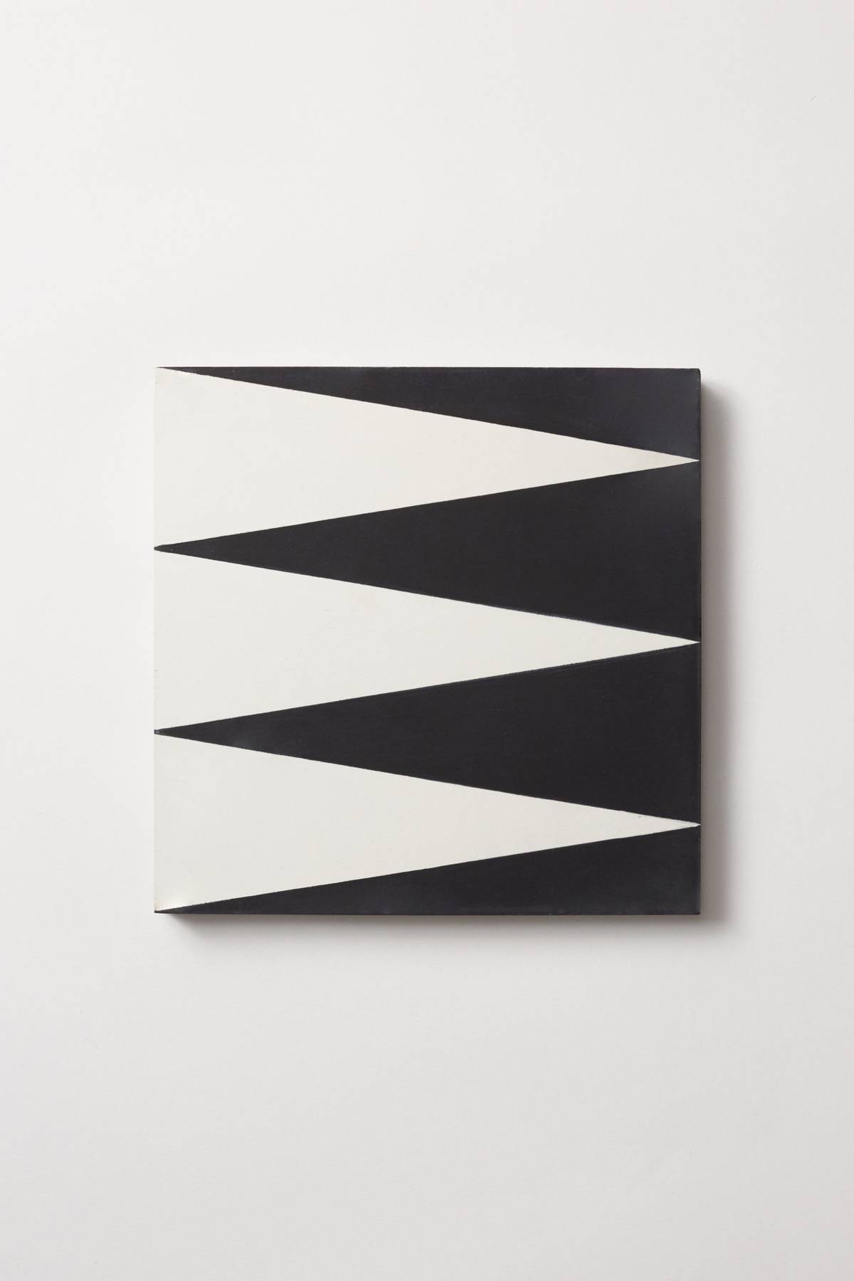 clé tile | concrete cement | dartanian | black white