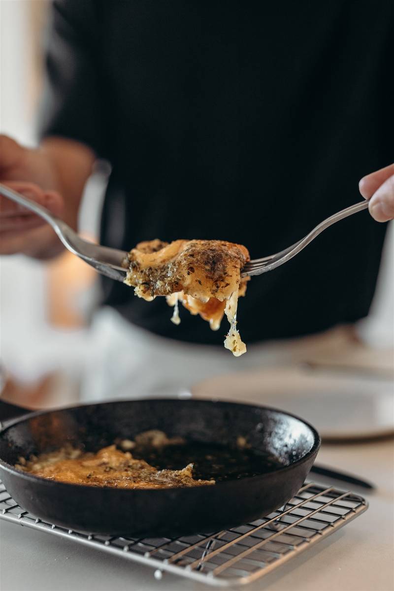 Grilled Saganaki with Ikaria Bondi – Assembly Label