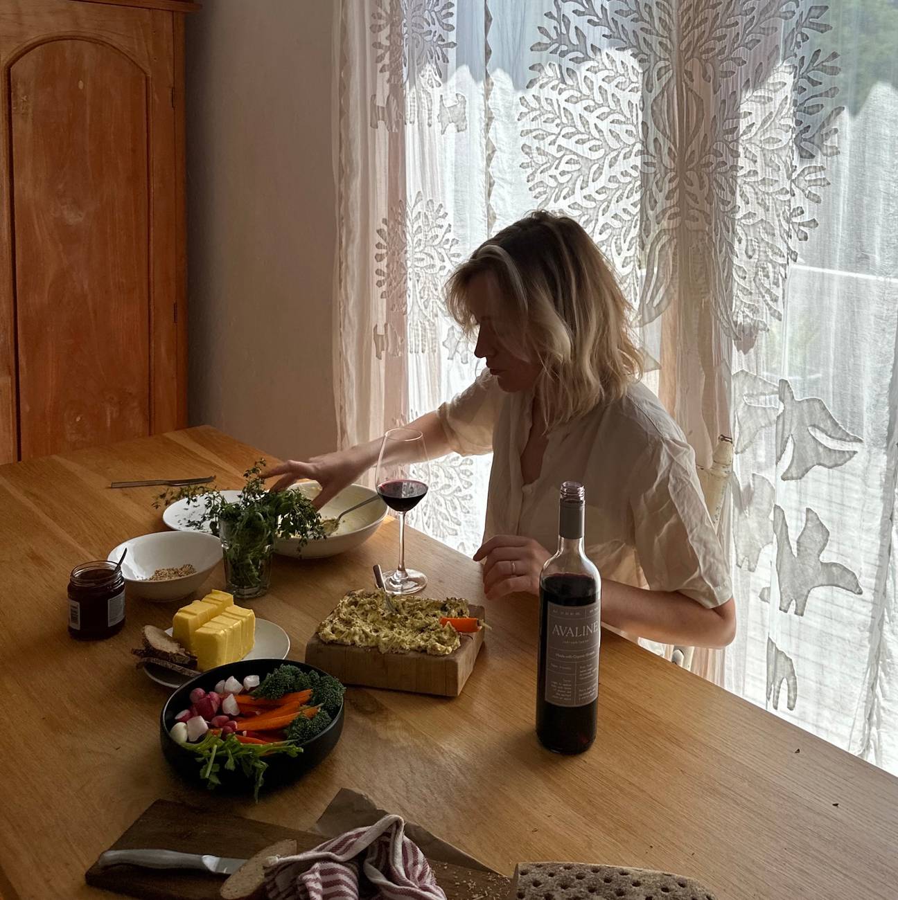 A Simple Winter Butter Board Recipe to Feed a Crowd