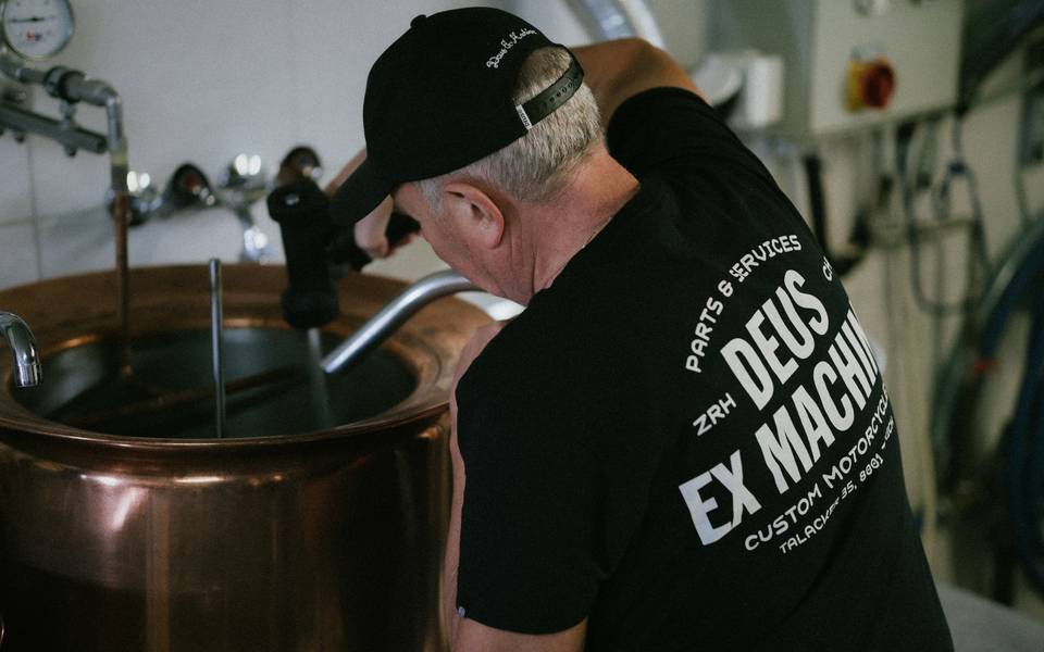 ZURICH DEUS BEER – Deus Ex Machina Europe