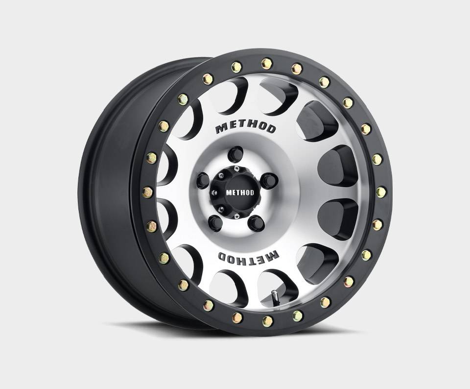 DIRTY LENS' JEEP RUBICON – Method Race Wheels