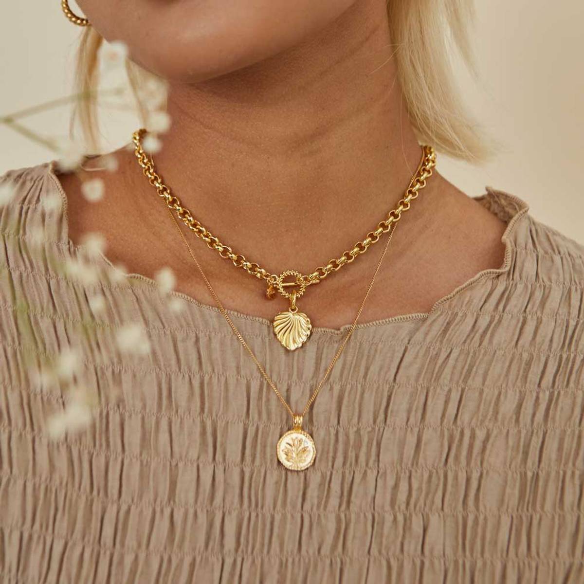 6 Ways to Wear: Chunky Chains