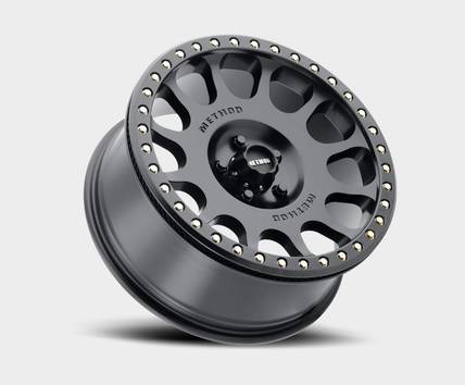 OFF-ROAD FABRICATION MASTERPIECE: PHOENIX TRUGGY – Method Race Wheels