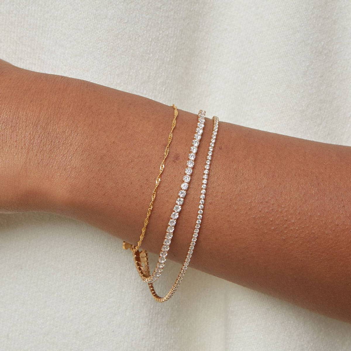 The Bracelet Stacking Guide