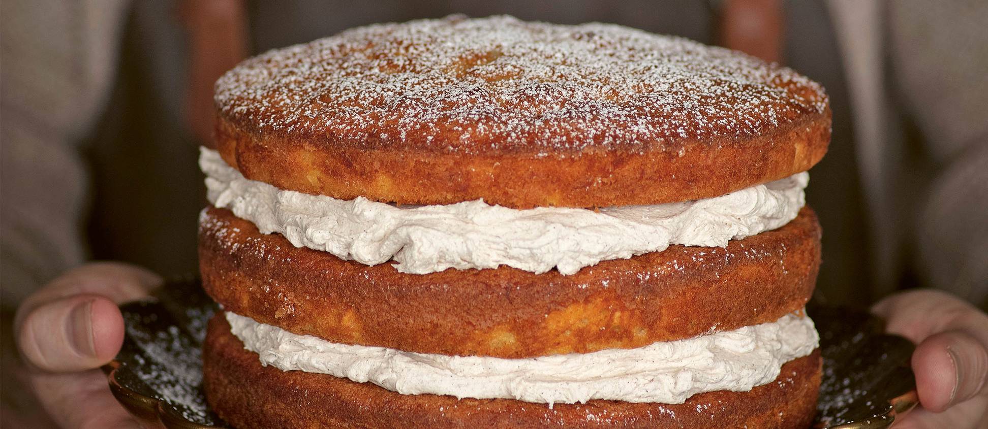 The Hebridean Baker’s Apple Victoria Sponge Cake | Joseph Joseph AU