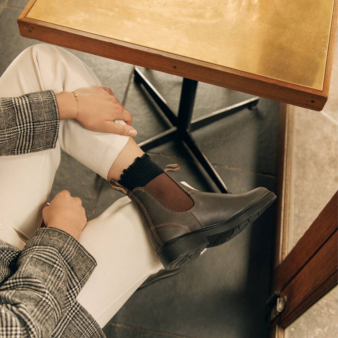 Blundstone 067 - Chisel Toe Stout Brown – Blundstone Canada