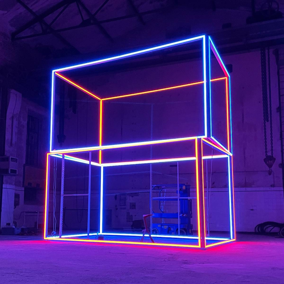 Large-scale illuminated contours | THE BIG ONE COMING SOON – MODULAP ...