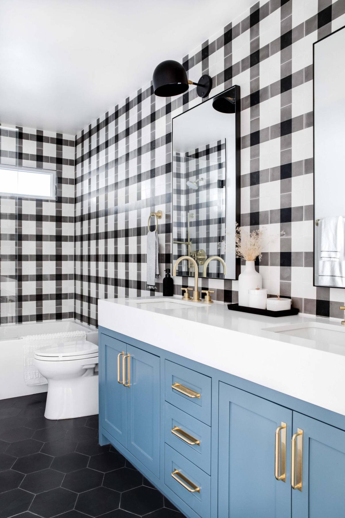 clé tile | concrete cement | checkmate | metal white black