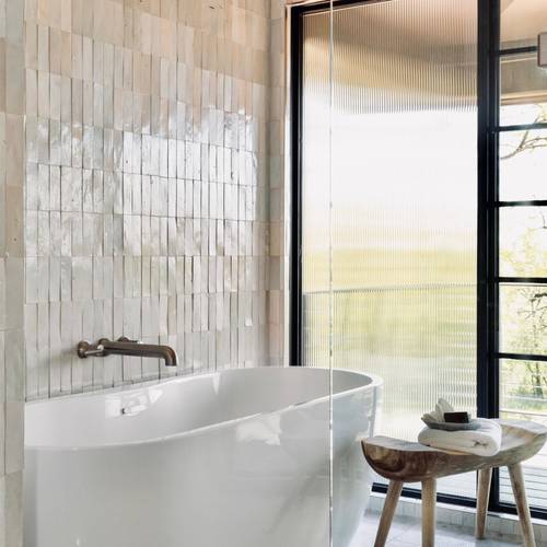 handcrafted terracotta tile | eastern elements | clé tile