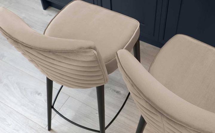 Serena Velvet Bar Stool | Danetti