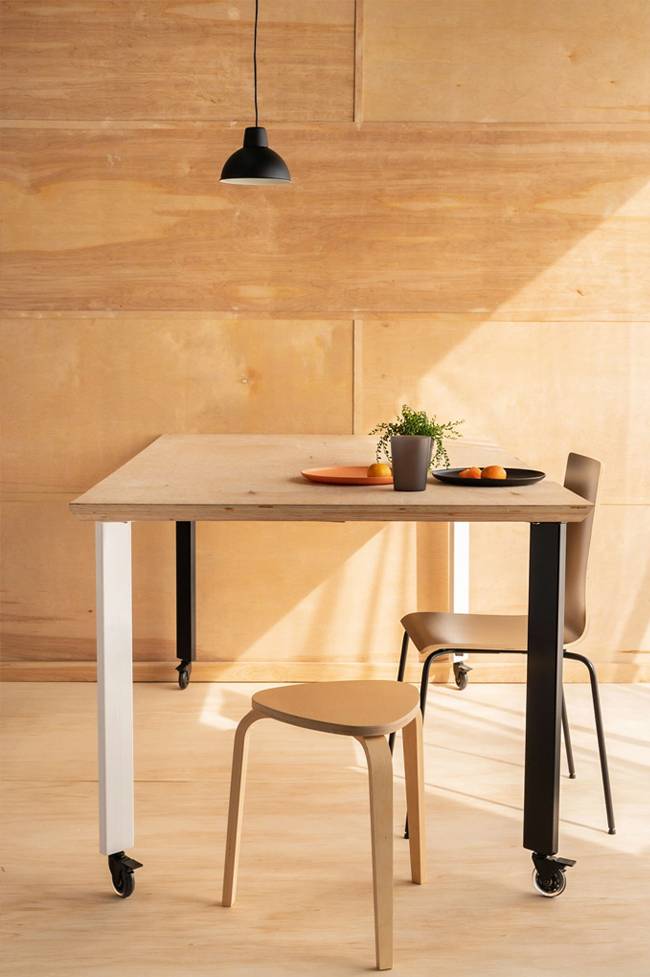 3" x 1" Single Tube Steel Legs – Semi Exact