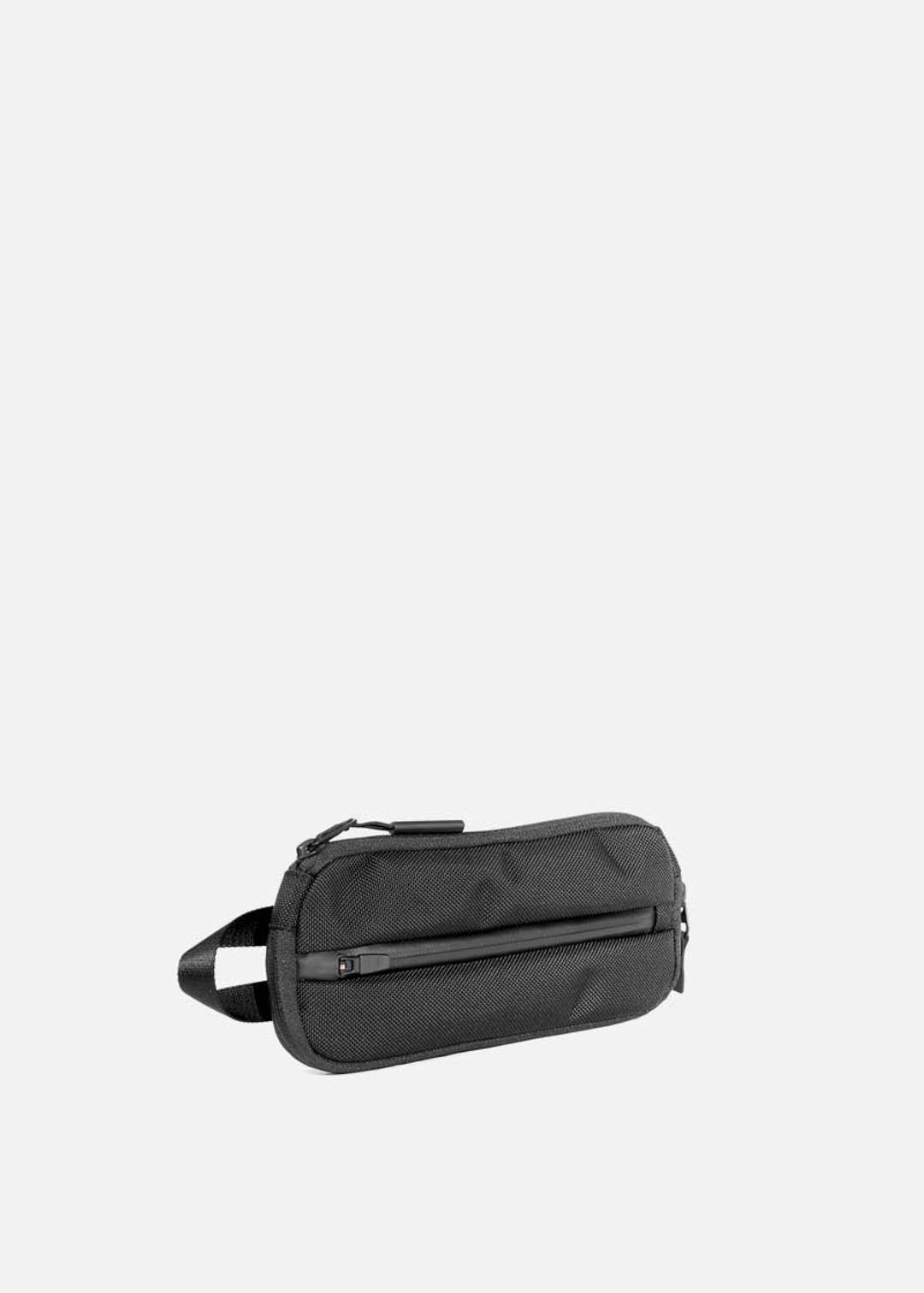 Pouches – Aer