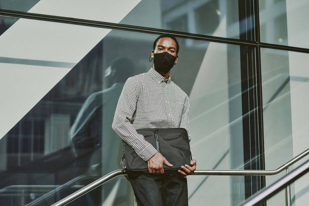 Tech Folio 13" – Aer