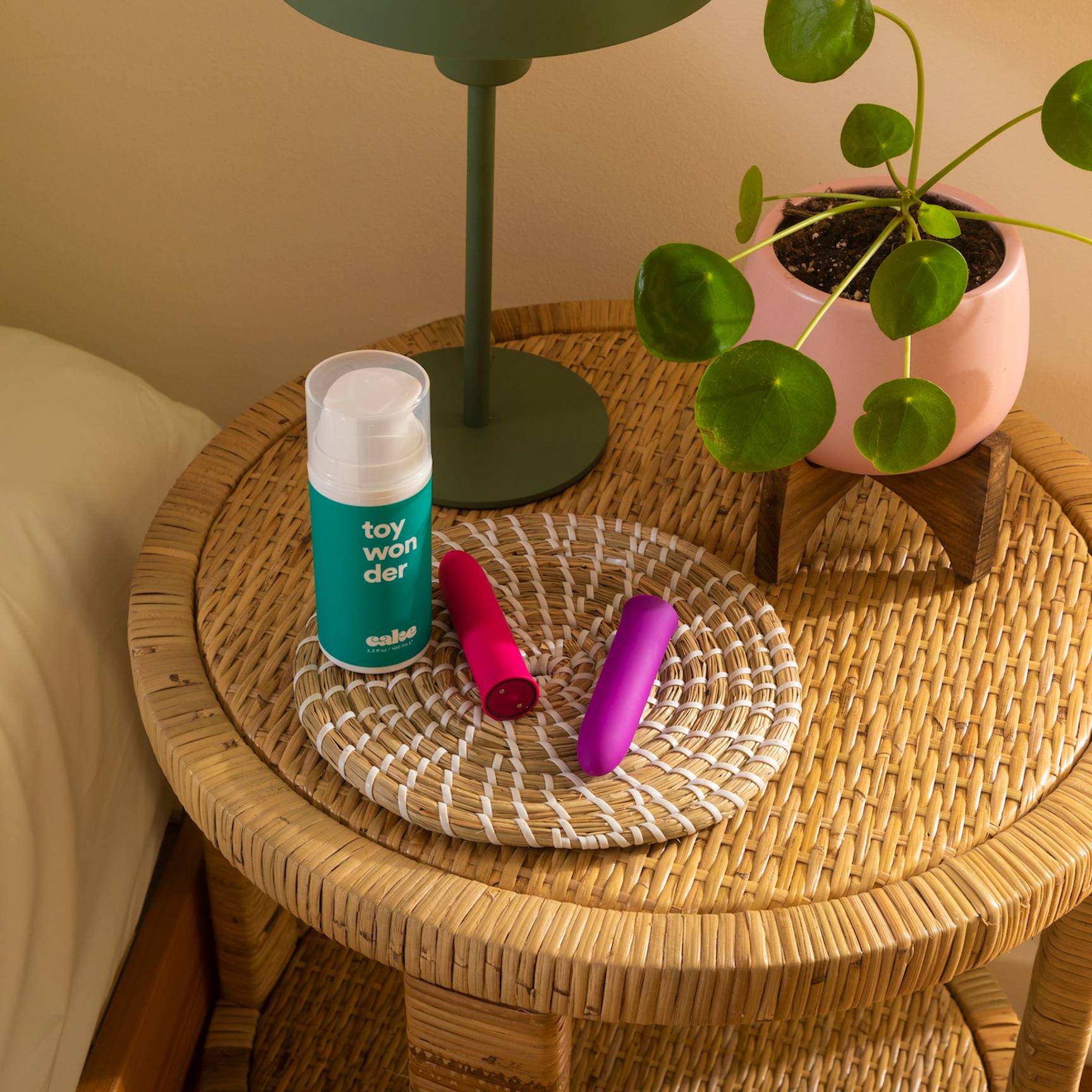 Bullet Vibe - Vibrating Clitoral Massager | Hello Cake