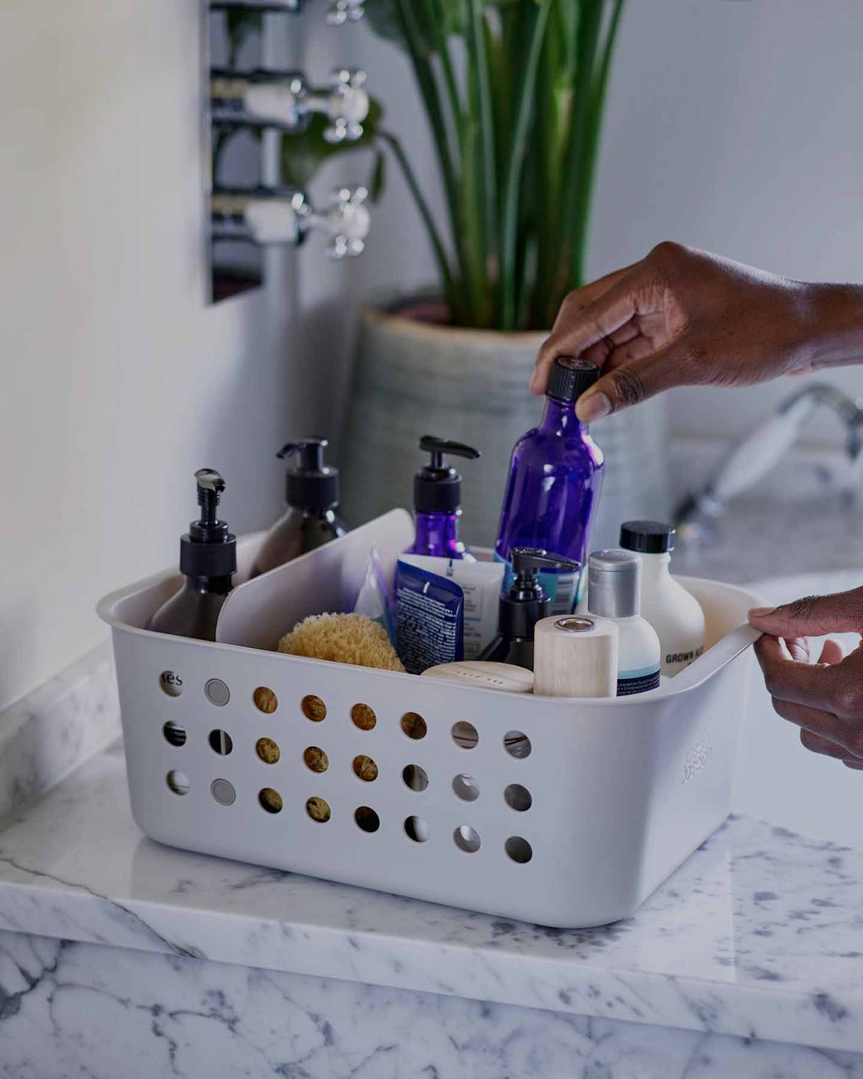 EasyStore™ Large Bathroom Storage Basket | Joseph Joseph