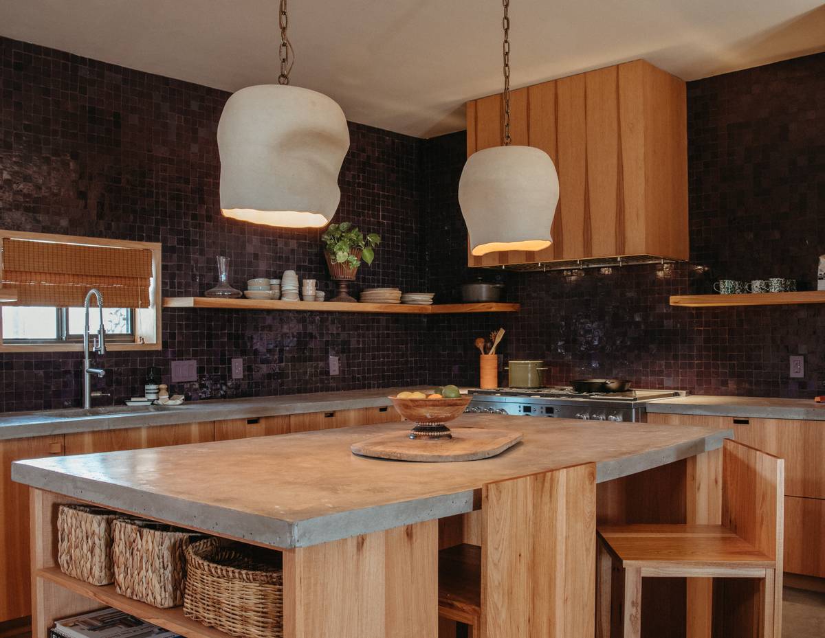 midnight port 2" | zellige | moroccan terracotta | clé tile