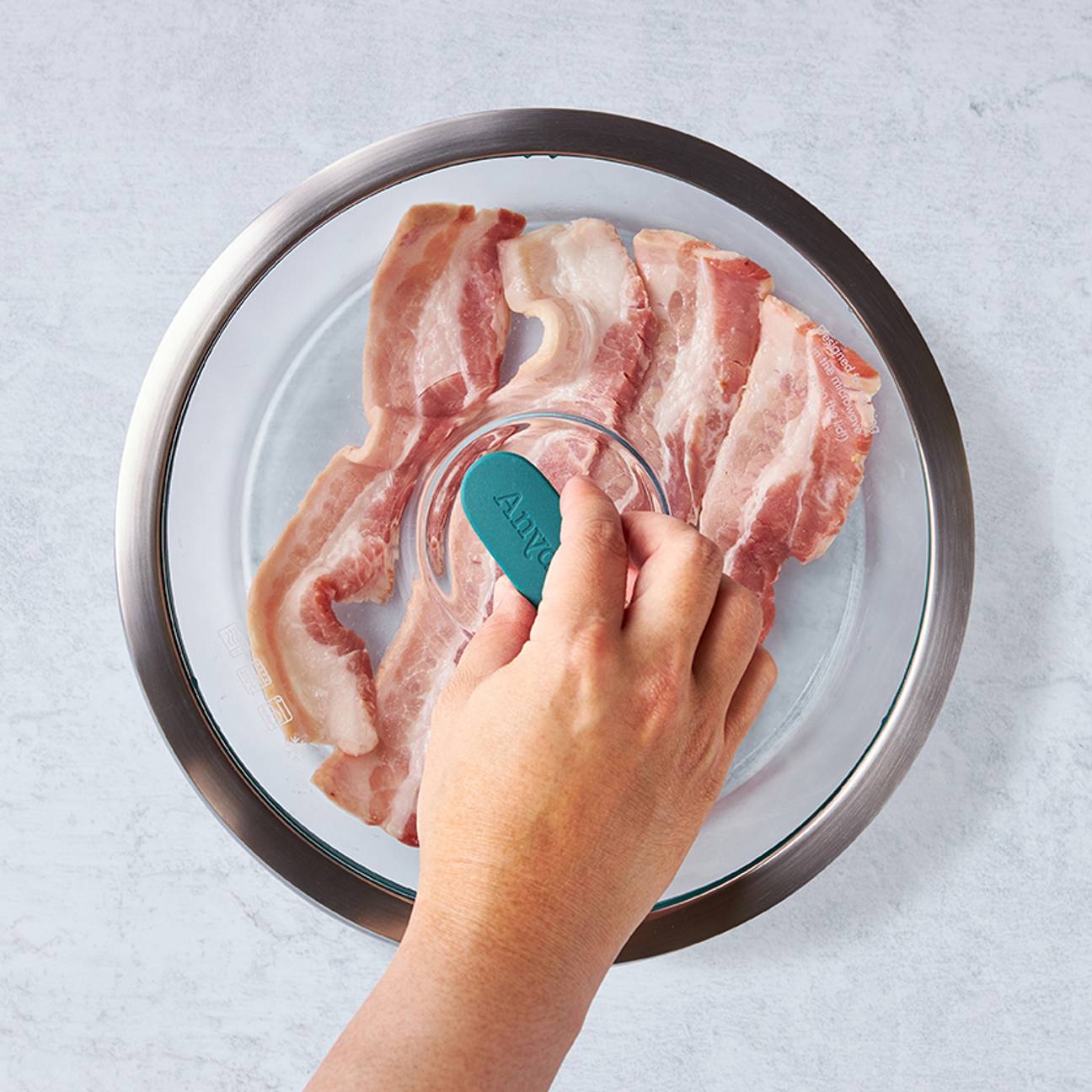 How to Cook Bacon in the Microwave | Anyday