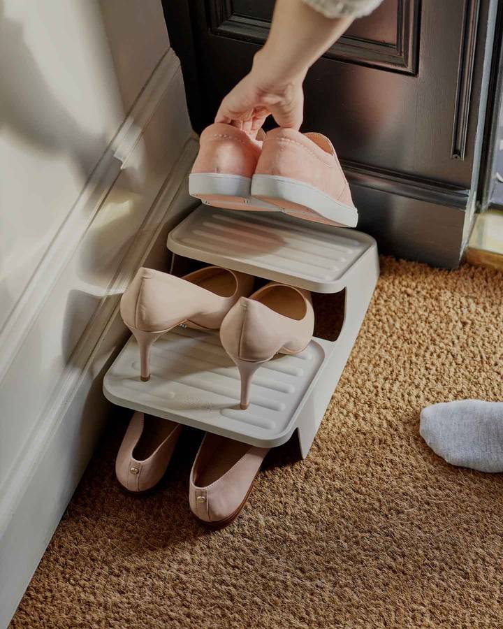 Shoe-In™ Space-saving Shoe Rack - Ecru | Joseph Joseph