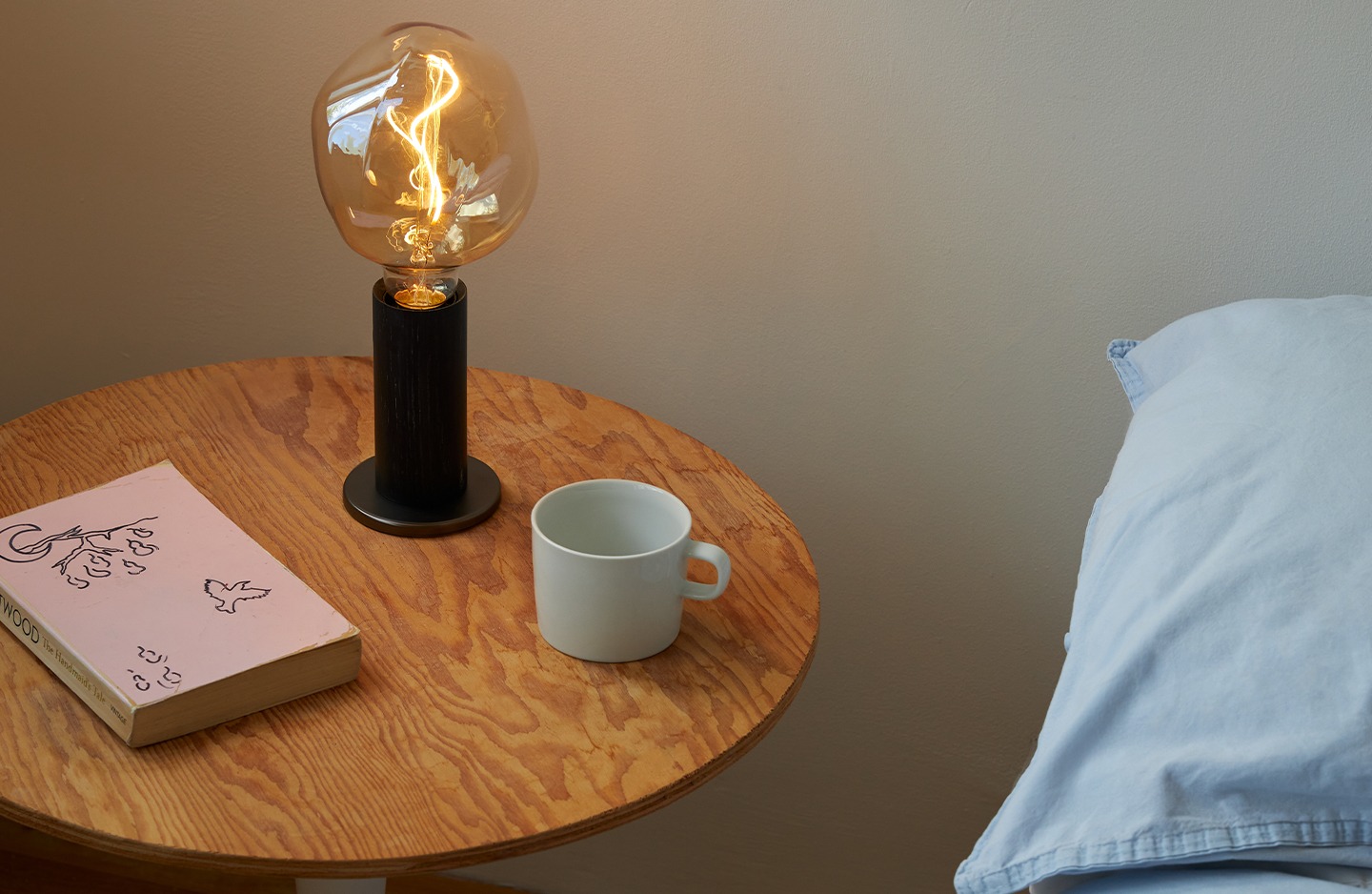 Knuckle Table Lamp in Walnut + Voronoi I - Set of 2 | E26 Dimmable ...