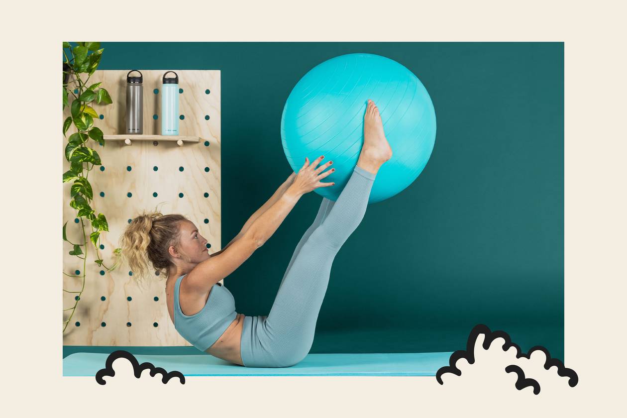 Luna Exercise Ball & Base | Retrospec