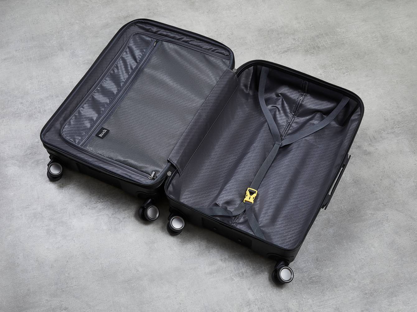 Bali Medium Black Suitcase – Rock Luggage