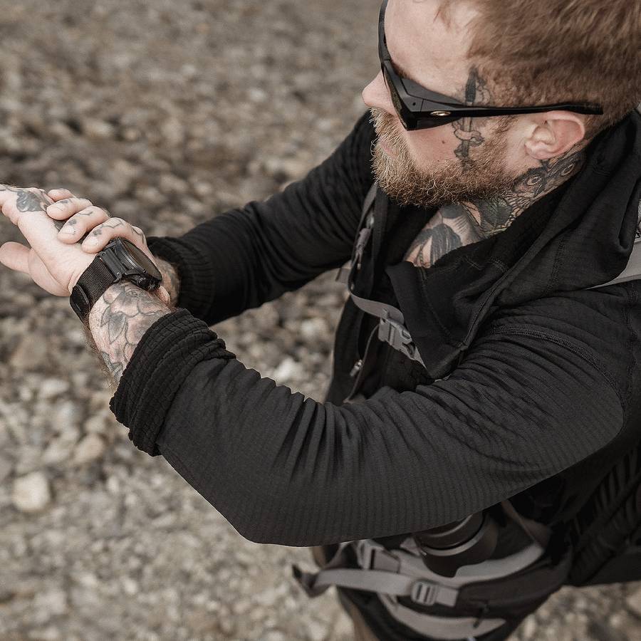 SIEGE HOODED BASE LAYER | Hiking Thermal Compression Top Hoody – ThruDark