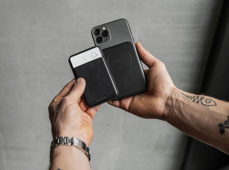 MagSafe sticker | Turn any phone into a cardholder | Ekster®