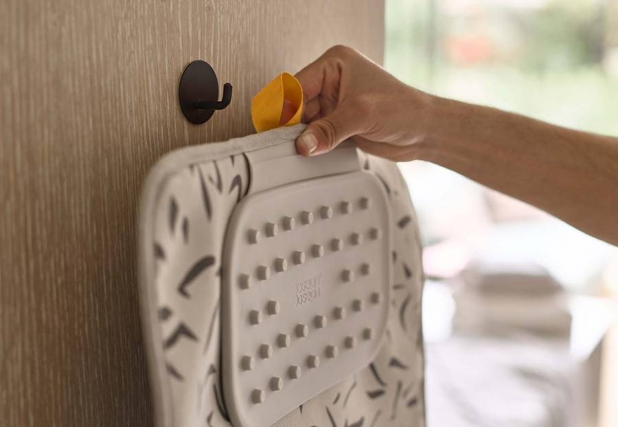 Swift™ Ecru Table-top Ironing Mat | Joseph Joseph US