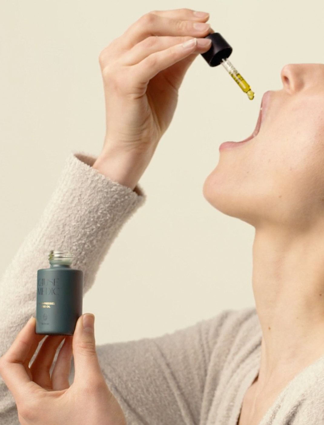 Cold-Pressed Full-Spectrum CBD Oil (1,500mg) – CauseMedic