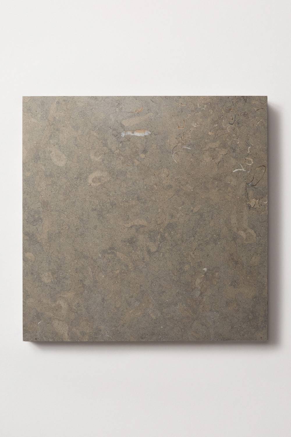 limestone | stone tile | square 18" | grand place | barrow – clé tile
