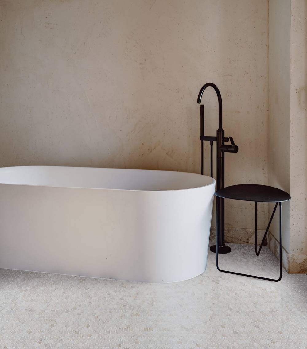 clé calacatta gold | hex mosaic sheet ~ 1"x1 0.125"x0.375" – clé tile